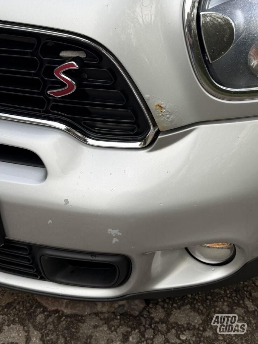Pelēks MINI Countryman 2012 Viļņa, ar dzinēja tilpumu 1.60 L un nobraukumu 330 tūkst. km par 4999 €, foto 26 vietnē AUTOMOTO.COM.LV