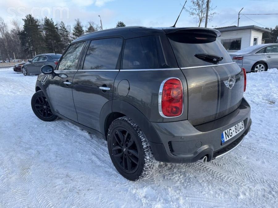 Pelēks MINI Countryman 2013 Rīga, ar dzinēja tilpumu 2.00 L un nobraukumu 209 tūkst. km par 7499 €, foto 12 vietnē AUTOMOTO.COM.LV