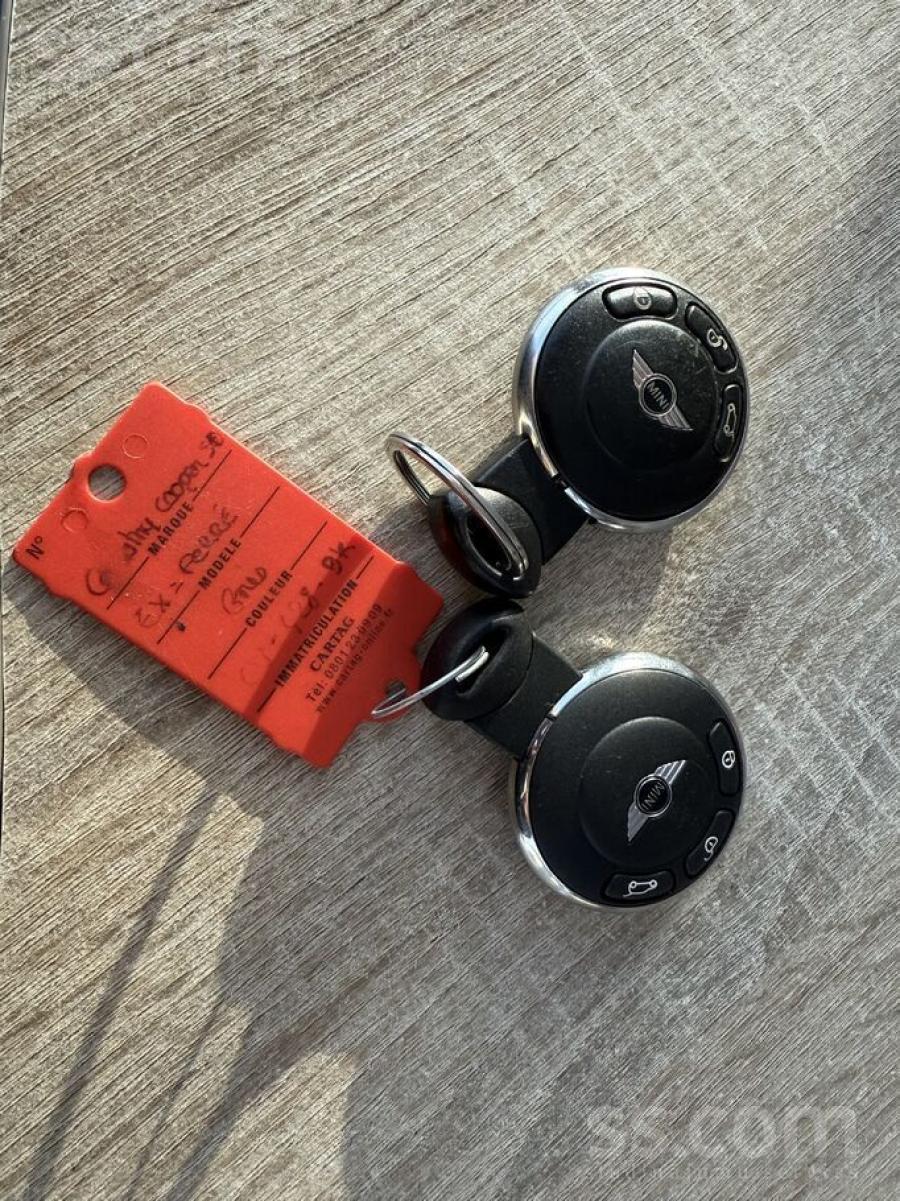 Pelēks MINI Countryman 2013 Rīga, ar dzinēja tilpumu 2.00 L un nobraukumu 209 tūkst. km par 5999 €, foto 6 vietnē AUTOMOTO.COM.LV