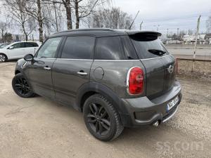 Pelēks MINI Countryman 2013 Rīga, ar dzinēja tilpumu 2.00 L un nobraukumu 209 tūkst. km par 5999 €, foto 12 vietnē AUTOMOTO.COM.LV