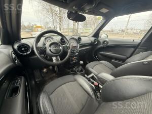 Pelēks MINI Countryman 2013 Rīga, ar dzinēja tilpumu 2.00 L un nobraukumu 209 tūkst. km par 5999 €, foto 26 vietnē AUTOMOTO.COM.LV