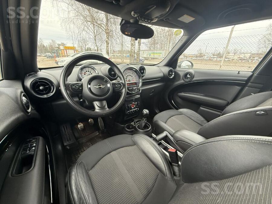 Pelēks MINI Countryman 2013 Rīga, ar dzinēja tilpumu 2.00 L un nobraukumu 209 tūkst. km par 5999 €, foto 26 vietnē AUTOMOTO.COM.LV