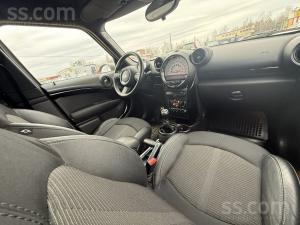 Pelēks MINI Countryman 2013 Rīga, ar dzinēja tilpumu 2.00 L un nobraukumu 209 tūkst. km par 5999 €, foto 30 vietnē AUTOMOTO.COM.LV