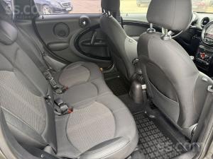 Pelēks MINI Countryman 2013 Rīga, ar dzinēja tilpumu 2.00 L un nobraukumu 209 tūkst. km par 5999 €, foto 32 vietnē AUTOMOTO.COM.LV