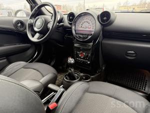 Pelēks MINI Countryman 2013 Rīga, ar dzinēja tilpumu 2.00 L un nobraukumu 209 tūkst. km par 5999 €, foto 33 vietnē AUTOMOTO.COM.LV