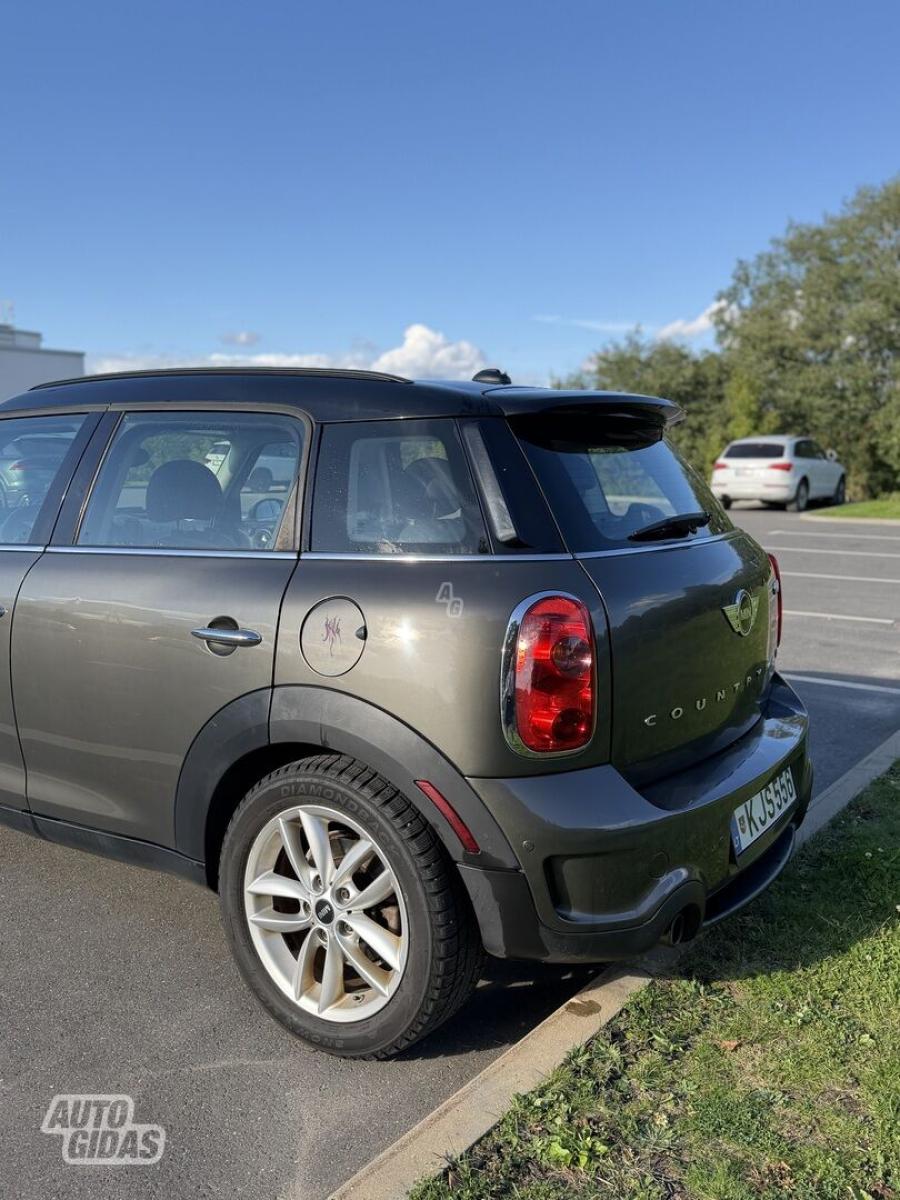 Pelēks MINI Countryman 2014 Viļņa, ar dzinēja tilpumu 1.60 L un nobraukumu 234 tūkst. km par 5000 €, foto 4 vietnē AUTOMOTO.COM.LV