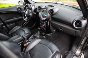 Pelēks MINI Countryman 2014 Rīga, ar dzinēja tilpumu 2.00 L un nobraukumu 235 tūkst. km par 9500 €, foto 20 vietnē AUTOMOTO.COM.LV