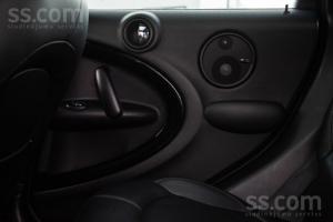 Pelēks MINI Countryman 2014 Rīga, ar dzinēja tilpumu 2.00 L un nobraukumu 235 tūkst. km par 9500 €, foto 24 vietnē AUTOMOTO.COM.LV