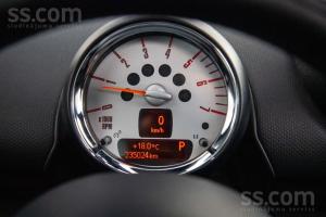 Pelēks MINI Countryman 2014 Rīga, ar dzinēja tilpumu 2.00 L un nobraukumu 235 tūkst. km par 9500 €, foto 25 vietnē AUTOMOTO.COM.LV