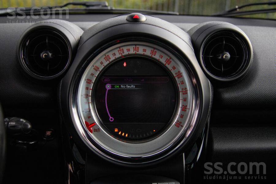 Pelēks MINI Countryman 2014 Rīga, ar dzinēja tilpumu 2.00 L un nobraukumu 235 tūkst. km par 9500 €, foto 33 vietnē AUTOMOTO.COM.LV