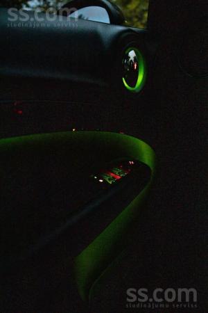 Pelēks MINI Countryman 2014 Rīga, ar dzinēja tilpumu 2.00 L un nobraukumu 235 tūkst. km par 9500 €, foto 36 vietnē AUTOMOTO.COM.LV