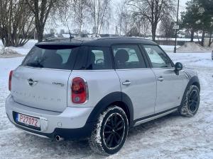 Grey MINI Countryman 2015 in Silute, with an engine capacity of 2.00 L and mileage of 284 thousand km for 6999 €, photo 4 on AUTOMOTO.COM.LV