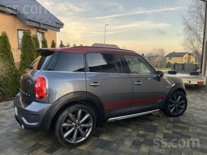 Grey MINI Countryman 2016 in Tukums, with an engine capacity of 2.00 L and mileage of 264 thousand km for 8950 €, photo 5 on AUTOMOTO.COM.LV