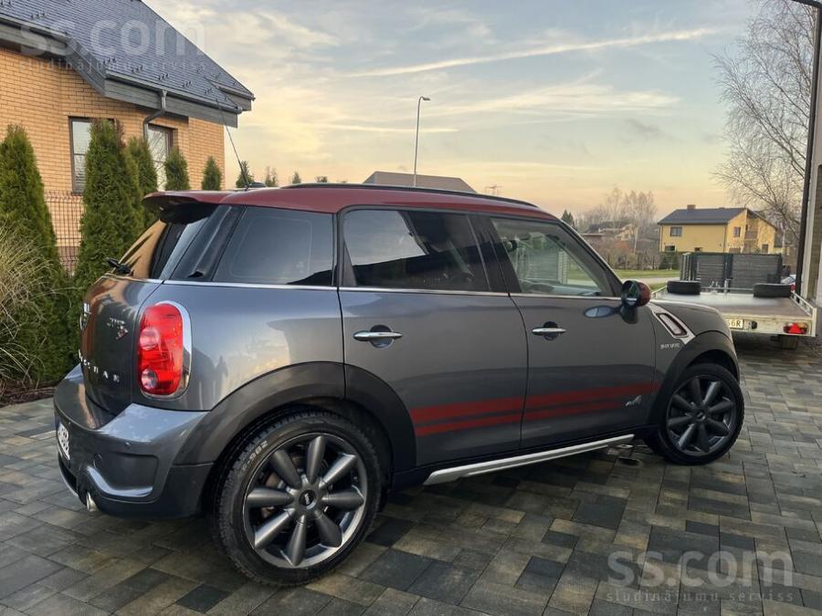 Grey MINI Countryman 2016 in Tukums, with an engine capacity of 2.00 L and mileage of 264 thousand km for 8950 €, photo 5 on AUTOMOTO.COM.LV