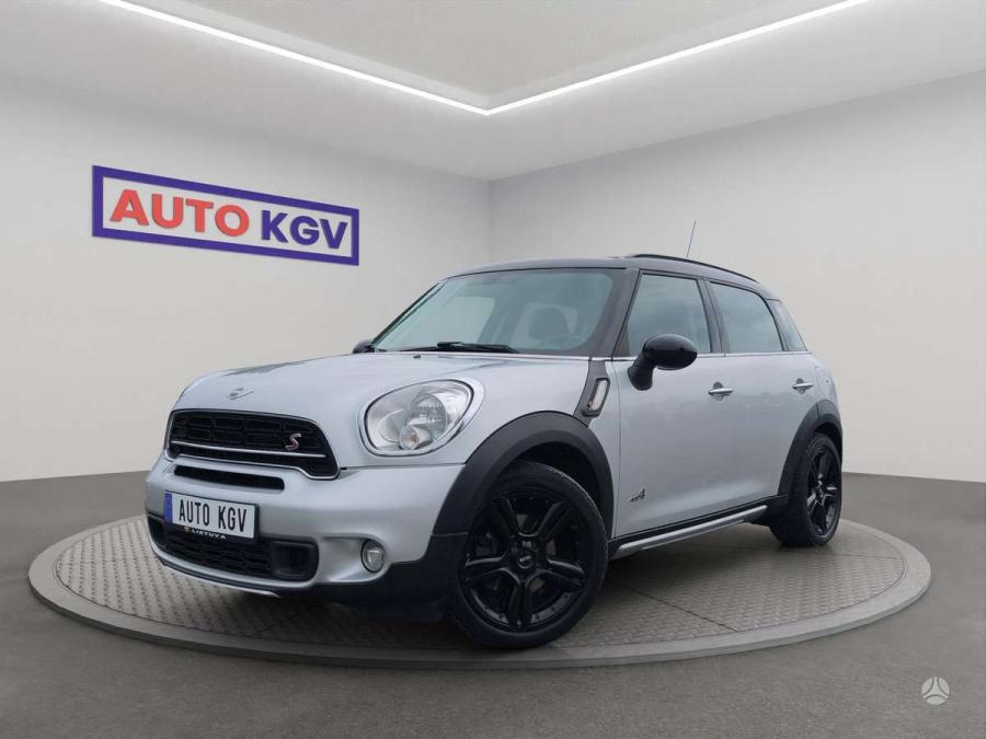 Grey MINI Countryman 2016 in Vilnius, with an engine capacity of 2.00 L and mileage of 212 thousand km for 10699 €, photo 1 on AUTOMOTO.COM.LV