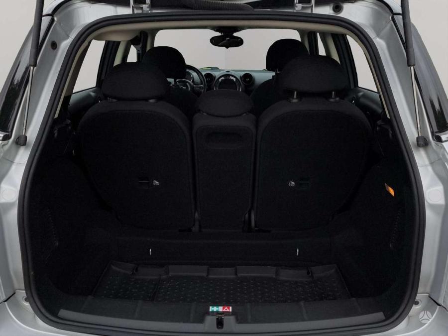 Grey MINI Countryman 2016 in Vilnius, with an engine capacity of 2.00 L and mileage of 212 thousand km for 10699 €, photo 12 on AUTOMOTO.COM.LV