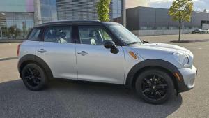 Grey MINI Countryman 2016 in Panevezys, with an engine capacity of 1.60 L and mileage of 100 thousand km for 7500 €, photo 7 on AUTOMOTO.COM.LV