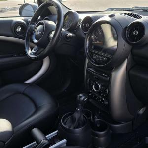 Grey MINI Countryman 2016 in Panevezys, with an engine capacity of 1.60 L and mileage of 100 thousand km for 7500 €, photo 11 on AUTOMOTO.COM.LV