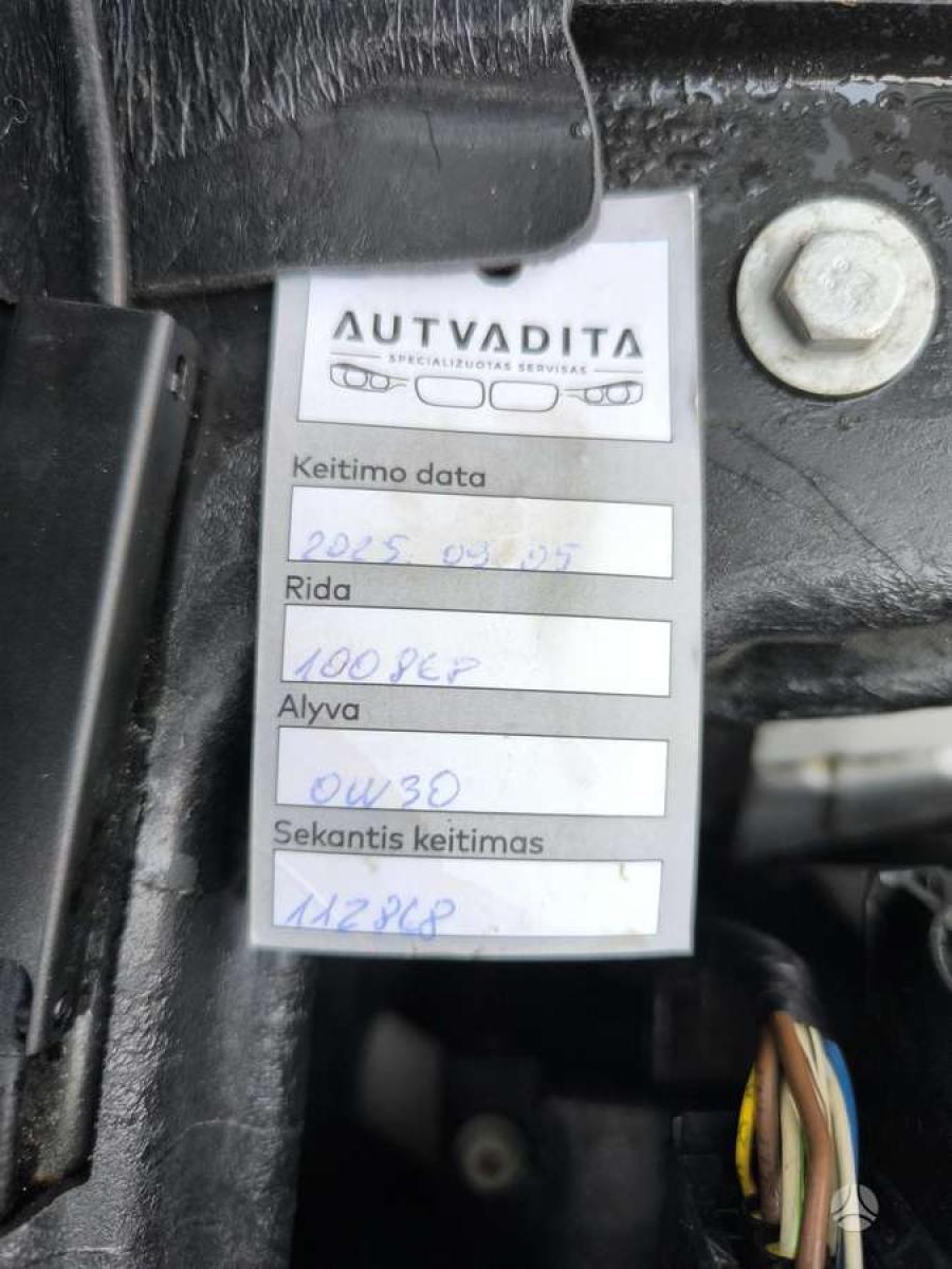 Grey MINI Countryman 2017 in Vilnius, with an engine capacity of 2.00 L and mileage of 102 thousand km for 10500 €, photo 7 on AUTOMOTO.COM.LV