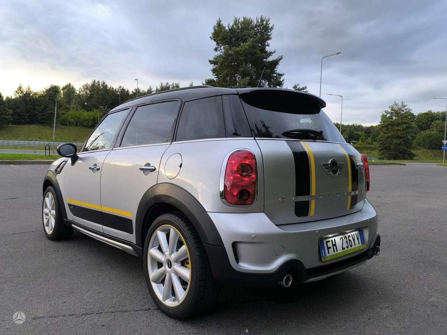 Grey MINI Countryman 2017 in Vilnius, with an engine capacity of 2.00 L and mileage of 102 thousand km for 10500 €, photo 14 on AUTOMOTO.COM.LV
