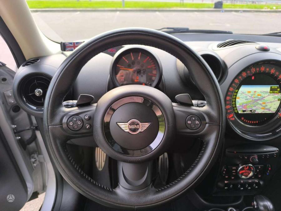 Grey MINI Countryman 2017 in Vilnius, with an engine capacity of 2.00 L and mileage of 102 thousand km for 10500 €, photo 19 on AUTOMOTO.COM.LV