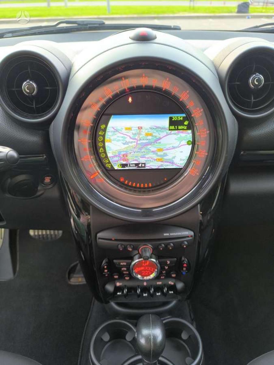 Grey MINI Countryman 2017 in Vilnius, with an engine capacity of 2.00 L and mileage of 102 thousand km for 10500 €, photo 23 on AUTOMOTO.COM.LV