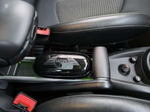 Grey MINI Countryman 2017 in Vilnius, with an engine capacity of 2.00 L and mileage of 102 thousand km for 10500 €, photo 27 on AUTOMOTO.COM.LV