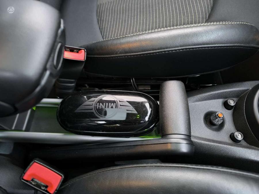 Grey MINI Countryman 2017 in Vilnius, with an engine capacity of 2.00 L and mileage of 102 thousand km for 10500 €, photo 27 on AUTOMOTO.COM.LV