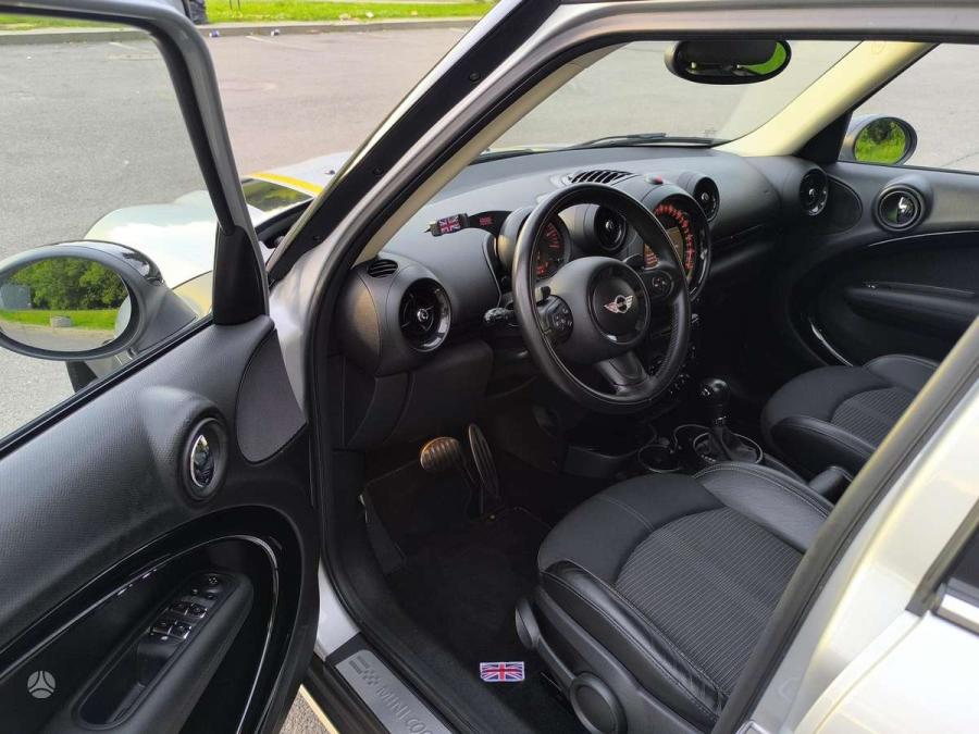 Grey MINI Countryman 2017 in Vilnius, with an engine capacity of 2.00 L and mileage of 102 thousand km for 10500 €, photo 30 on AUTOMOTO.COM.LV