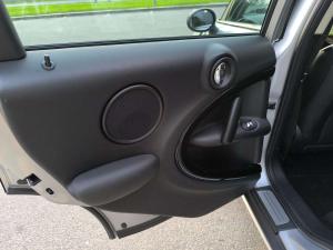 Grey MINI Countryman 2017 in Vilnius, with an engine capacity of 2.00 L and mileage of 102 thousand km for 10500 €, photo 38 on AUTOMOTO.COM.LV