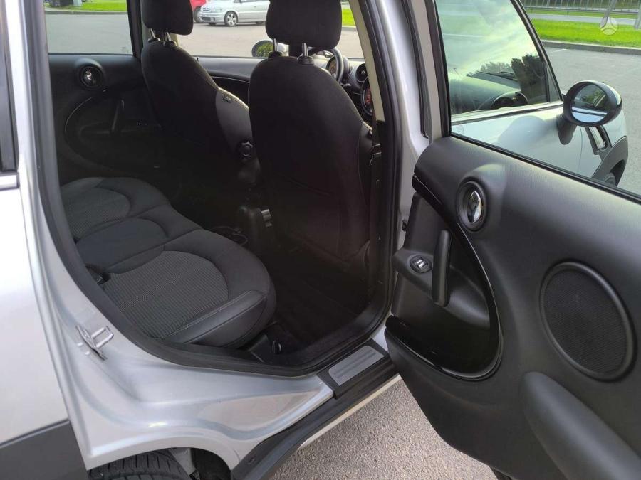 Grey MINI Countryman 2017 in Vilnius, with an engine capacity of 2.00 L and mileage of 102 thousand km for 10500 €, photo 41 on AUTOMOTO.COM.LV
