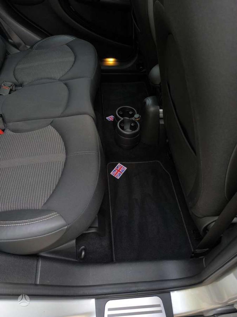 Grey MINI Countryman 2017 in Vilnius, with an engine capacity of 2.00 L and mileage of 102 thousand km for 10500 €, photo 43 on AUTOMOTO.COM.LV