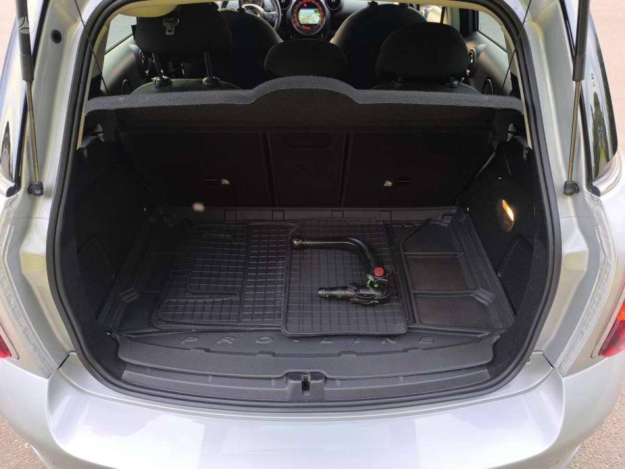 Grey MINI Countryman 2017 in Vilnius, with an engine capacity of 2.00 L and mileage of 102 thousand km for 10500 €, photo 44 on AUTOMOTO.COM.LV