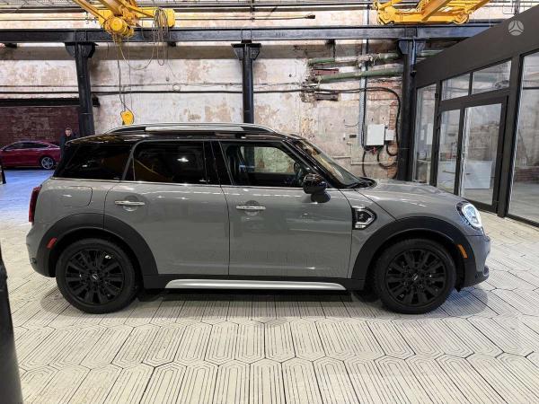 Grey MINI Countryman 2018 in Kaunas, with an engine capacity of 2.00 L and mileage of 167 thousand km for 15300 €, photo 4 on AUTOMOTO.COM.LV