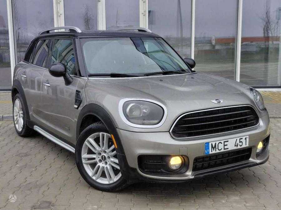 Grey MINI Countryman 2018 in Vilnius, with an engine capacity of 1.50 L and mileage of 129 thousand km for 11000 €, photo 1 on AUTOMOTO.COM.LV