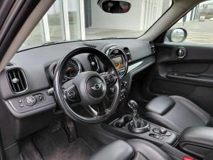 Grey MINI Countryman 2018 in Vilnius, with an engine capacity of 1.50 L and mileage of 129 thousand km for 11000 €, photo 7 on AUTOMOTO.COM.LV