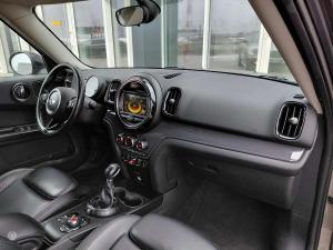 Grey MINI Countryman 2018 in Vilnius, with an engine capacity of 1.50 L and mileage of 129 thousand km for 11000 €, photo 11 on AUTOMOTO.COM.LV