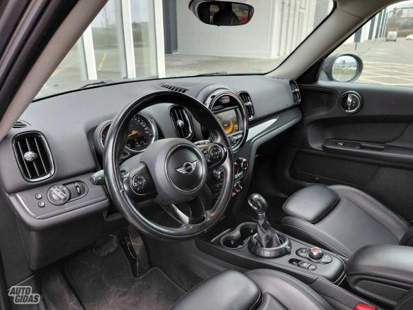 Grey MINI Countryman 2018 in Vilnius, with an engine capacity of 1.50 L and mileage of 129 thousand km for 11000 €, photo 7 on AUTOMOTO.COM.LV