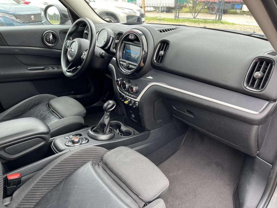 Pelēks MINI Countryman 2018 Viļņa, ar dzinēja tilpumu 1.50 L un nobraukumu 133 tūkst. km par 12463 €, foto 10 vietnē AUTOMOTO.COM.LV