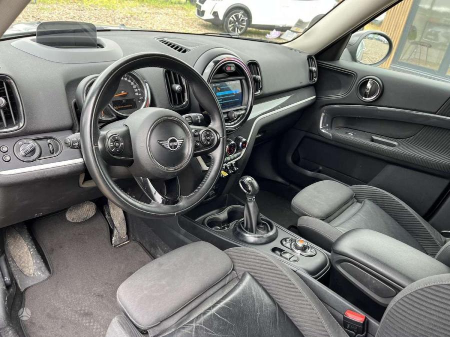 Pelēks MINI Countryman 2018 Viļņa, ar dzinēja tilpumu 1.50 L un nobraukumu 133 tūkst. km par 12463 €, foto 12 vietnē AUTOMOTO.COM.LV