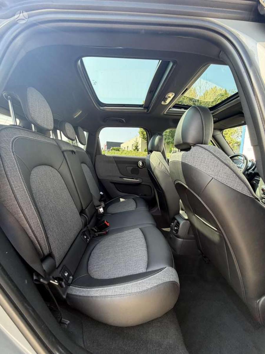 Grey MINI Countryman 2018 in Taurage, with an engine capacity of 1.50 L and mileage of 128 thousand km for 9900 €, photo 17 on AUTOMOTO.COM.LV