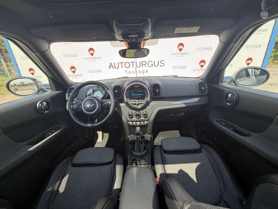 Grey MINI Countryman 2018 in Taurage, with an engine capacity of 1.50 L and mileage of 128 thousand km for 9900 €, photo 22 on AUTOMOTO.COM.LV
