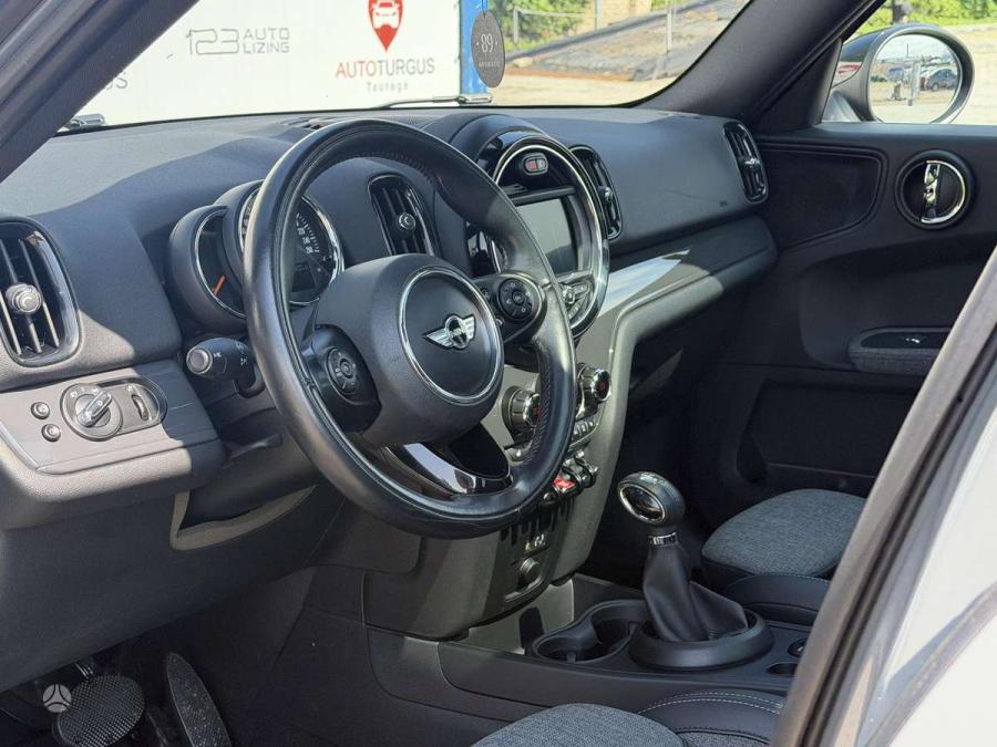 Grey MINI Countryman 2018 in Taurage, with an engine capacity of 1.50 L and mileage of 128 thousand km for 9900 €, photo 24 on AUTOMOTO.COM.LV