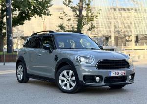 Grey MINI Countryman 2018 in Kaunas, with an engine capacity of 1.50 L and mileage of 130 thousand km for 9900 €, photo 4 on AUTOMOTO.COM.LV