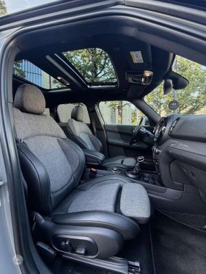 Grey MINI Countryman 2018 in Kaunas, with an engine capacity of 1.50 L and mileage of 130 thousand km for 9900 €, photo 33 on AUTOMOTO.COM.LV