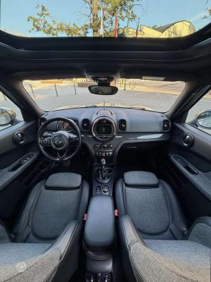 Grey MINI Countryman 2018 in Kaunas, with an engine capacity of 1.50 L and mileage of 130 thousand km for 9900 €, photo 35 on AUTOMOTO.COM.LV