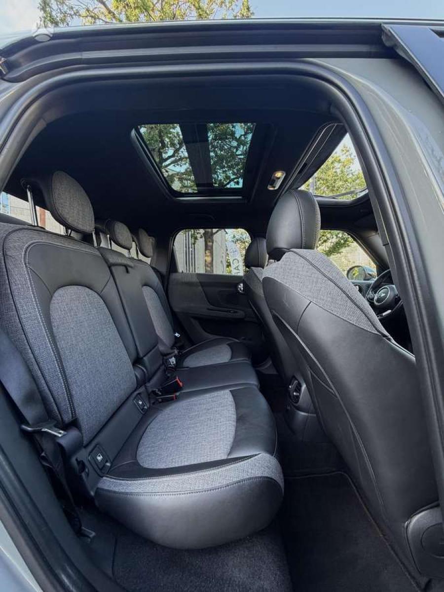 Grey MINI Countryman 2018 in Kaunas, with an engine capacity of 1.50 L and mileage of 130 thousand km for 9900 €, photo 37 on AUTOMOTO.COM.LV