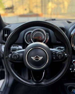 Grey MINI Countryman 2018 in Kaunas, with an engine capacity of 1.50 L and mileage of 130 thousand km for 9900 €, photo 50 on AUTOMOTO.COM.LV