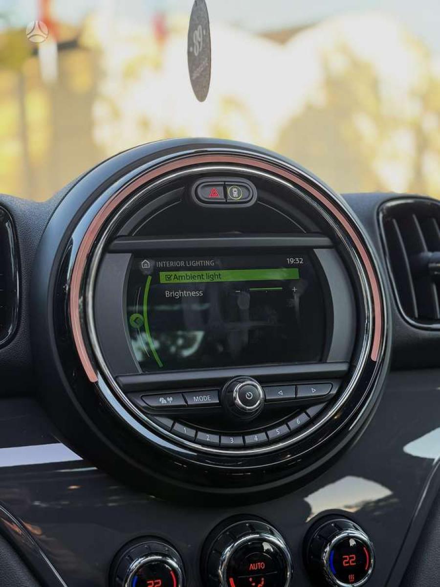 Grey MINI Countryman 2018 in Kaunas, with an engine capacity of 1.50 L and mileage of 130 thousand km for 9900 €, photo 54 on AUTOMOTO.COM.LV