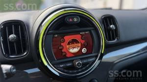 Grey MINI Countryman 2018 in Jelgava, with an engine capacity of 1.50 L and mileage of 196 thousand km for 13990 €, photo 19 on AUTOMOTO.COM.LV